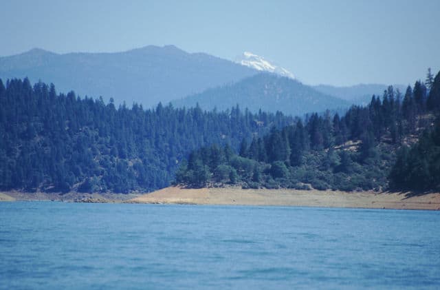 Trinity Lake, California, USA Vacation Info: LakeLubbers